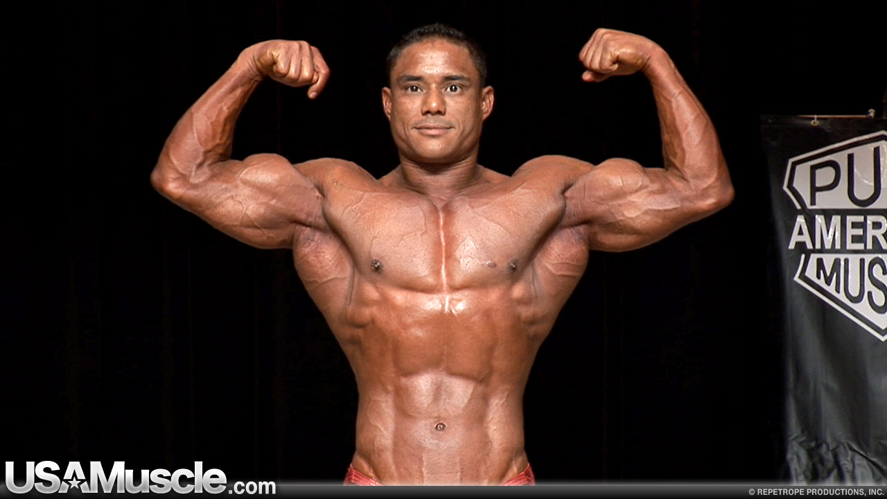 USAMuscle | Julio Espinosa